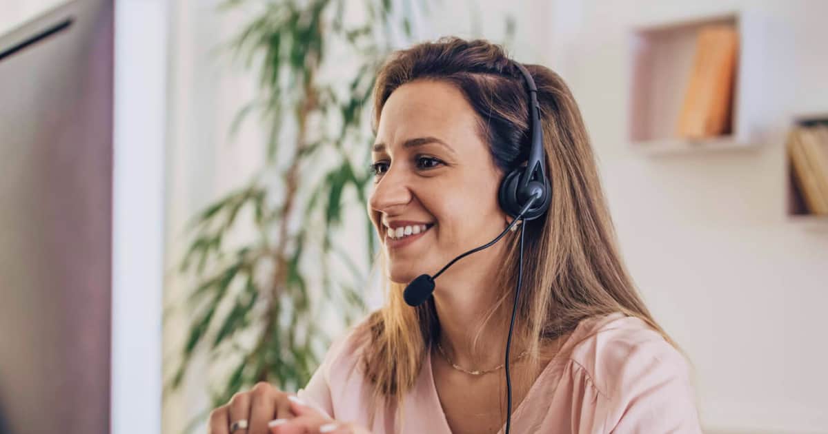 Take Calls 24/7 with an IT Answering Service | AnswerConnect